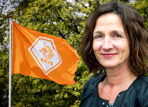 Marianne Van Leeuwen Deverá Suceder A Eric Gudde Na Knvb Futebol Holandês