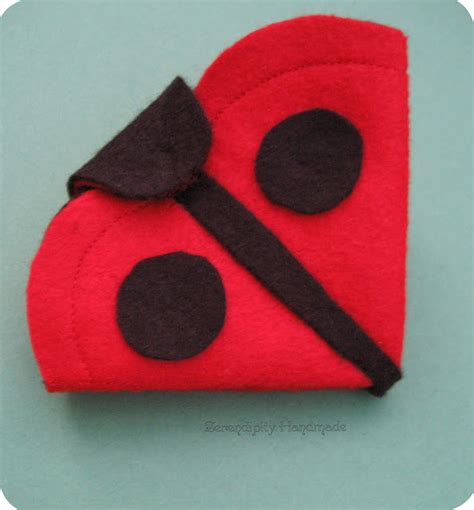 Serendipity Handmade Ladybug Needle Case Tutorial