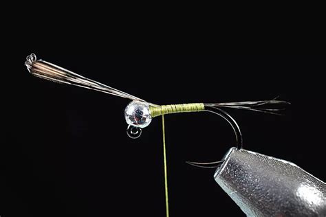 Fly Tiers Bench How To Tie Zach Vandeheys Picky Eater Per Fly