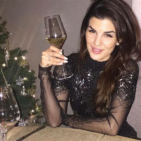 Best Aylar Lie Images On Pinterest Dark Hair Dark Teal Hair And Nina Agdal