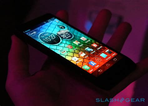 Motorola Razr I Hands On Slashgear