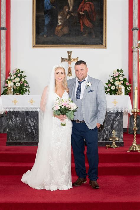 Donegal Couple Wed In Beautiful Coastal Ceremony After Christmas