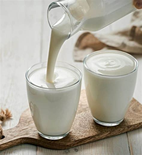 Buttermilk Vs Kefir Everything You Need To Know Treat Dreams