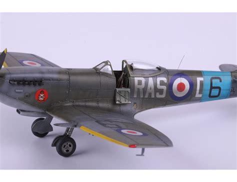 Spitfire Mkxvi Bubbletop Eduard 70126