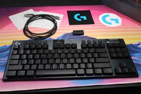 Logitech G915 TKL Review Wireless Is Faster Than Ever Switch And Click