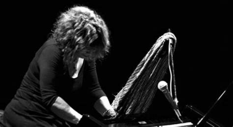 Laura Fedele Con Debbie Summa In Concerto Per I 50 Anni Di The Dark