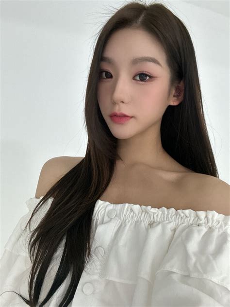 230110 Secret Number Weverse Update Soodam Kpopping