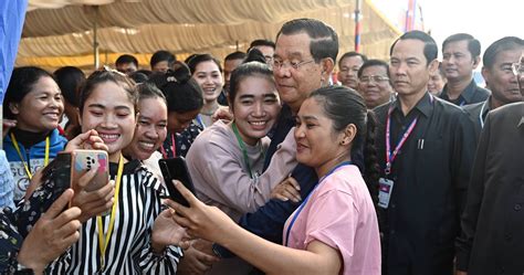 សម្ដេចតេជោ ហ៊ុន សែន ប្រកាសជួបសួរសុខទុក្ខកម្មករ កម្មការិនីឡើងវិញ ក្រោយ ការបង្កើតរាជរដ្ឋាភិបាលថ្មី