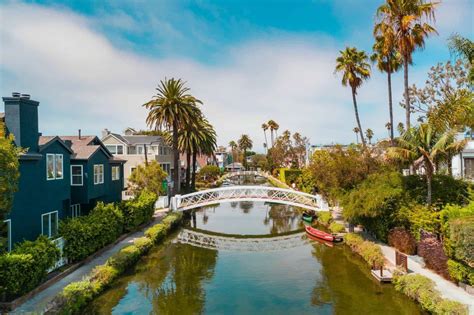 Venice Beach Canals A Quiet Tourist Attraction