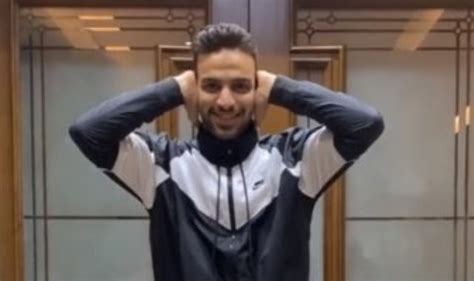 فيديو ميدو جابر يؤدى تدريبات خاصة بالمنزل بصحبة شقيقه وحارس المقاصة