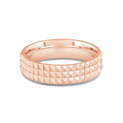 Midi Pyramid Ring With Clarity
