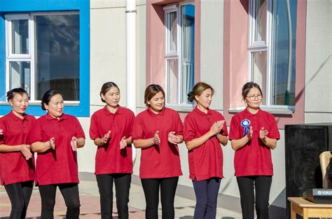 АНУ ын ЭСЯ ны санхүүжилтээр Улаангом сумын 10 р багт “Багачуудын ордон” 13 р цэцэрлэг үүд