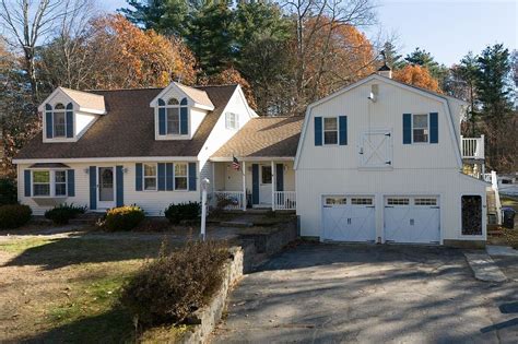 18 20 Maple Avenue Hampstead NH 03841 Zillow