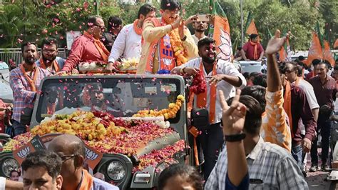 Gujarat Bjp Congress Favour Dynasts Field Sons Of Party Leaders In