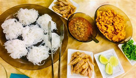 ရှမ်းချယ်ရီ အသင့်စား ရှမ်းချယ်ရီ အသင့်စား ရှမ်းခေါက်ဆွဲ