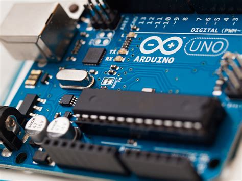 Safx Web上でarudinoの回路設計ができるautodesk 123d Circuitsを試す