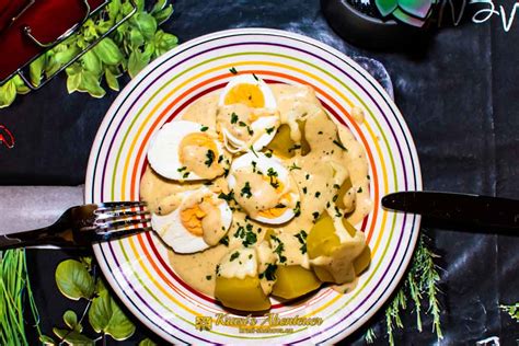 Яйца със сос от горчица и варени картофи Приключенията на Краси