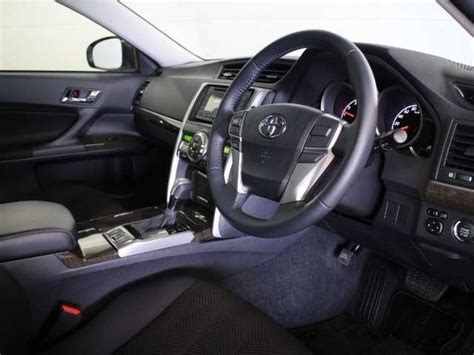 Used Toyota Mark X Pictures 2013 Model White Pearl Color Photo