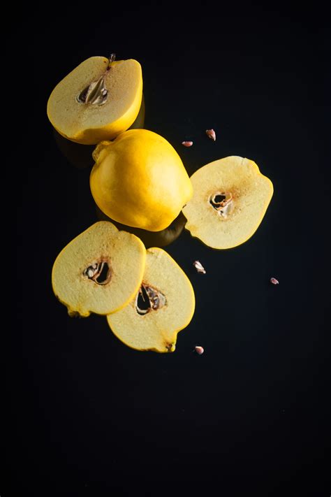 Quince Lilotfruits By Capexo