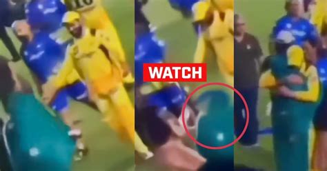 Ravindra Jadeja's wife touches his feet after CSK wins IPL 2023; video ...