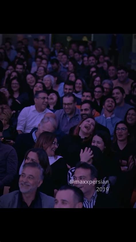 این پدر اسم بچه هاش رو روی دستش تتو کرده تا نشون این پدر اسم بچه هاش