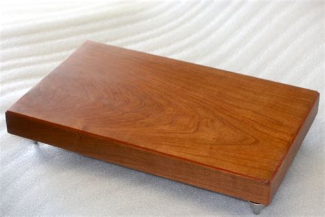 Timbernation Walnut Isolation Platform