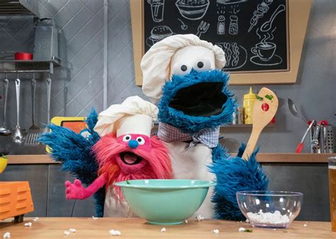 Baking With Cookie Sesame Street Characters Chef Cookie Monster