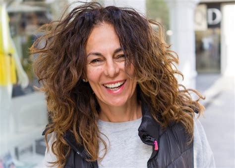 21 Refreshing Curly Hairstyles For Women Over 60 Hairstylecamp