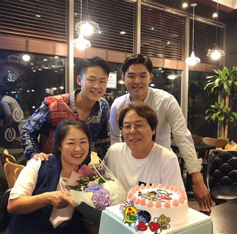 이승우 가족사진 공개 ‘형이랑 똑같네