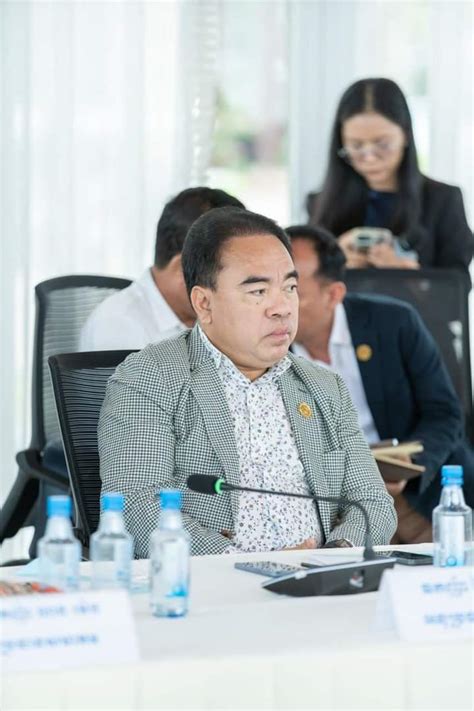 មេធំស្ថាបនិកបុរី ប៉េងហួត ទទួលបានគោរមងារ «អ្នកឧកញ៉ា