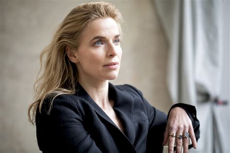 Wie Is Thekla Reuten Alles Over De Nederlandse Actrice