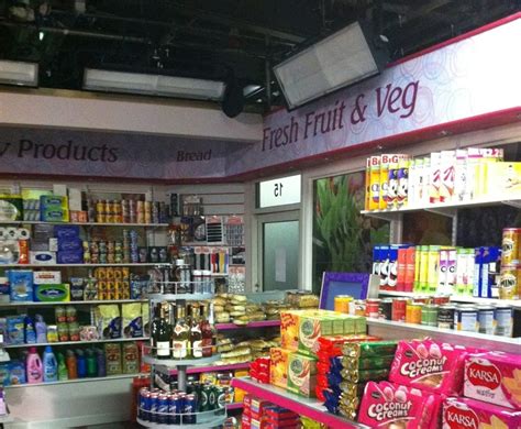 Coronation Street Blog Behind The Scenes Pics From The Corrie Set