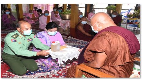 တပ်မတော် ကြည်း၊ ရေ၊ လေ မိသားစုများနှင့် စေတနာရှင်ပြည်သူများက ဆွမ်း ဆန်တော်၊ ဆီ၊ ဆား၊ ပဲ အမယ် ၄ မ