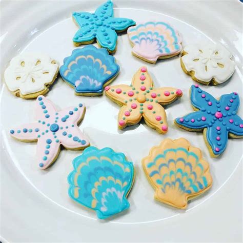 24 Fun And Perfect Beach Themed Cookies