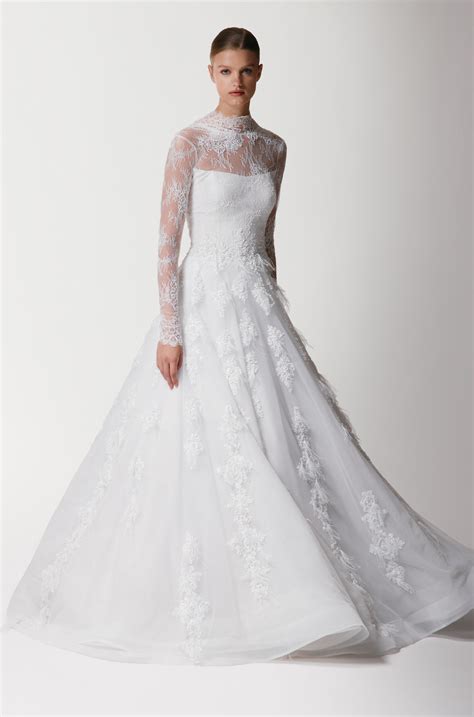 Dania Vero Diaz Bridal