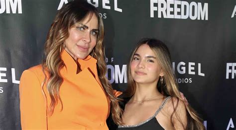 Video Aylín Mújica Le Muestra A Su Hija De Dónde Vienen Los Miedos