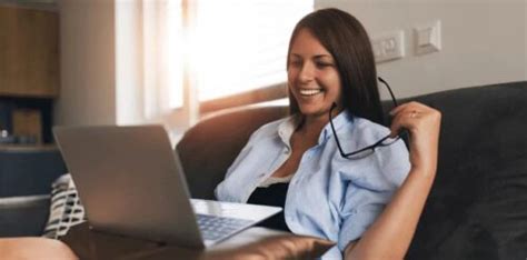 Bolehkah Karyawan Bekerja Menggunakan Laptop Pribadi