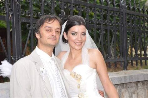 Андријана Јаневска и Гино слават 14 години брак Reporter Mk