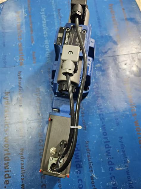 Proportional Directional Valve 4wrke25w8 350p 3x 6eg24tk31 A1d3m R901115913 Hydraulics Worldwide