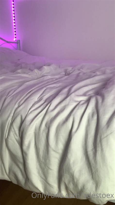 Watch Free Kitsunematic Minutes Of Me Ignoring You While Taking My Stinky And Dirty Socks Off