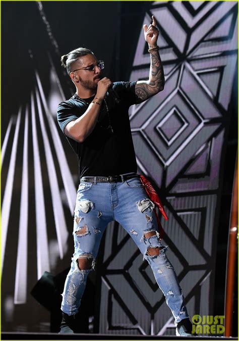 Maluma Looks Hot While Rehearsing For Latin Grammy Awards 2017 Photo