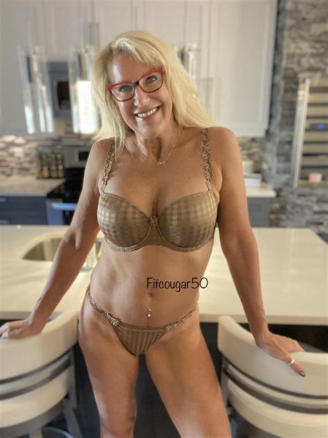115 Best Ufitcougar50 Images On Pholder Maturemilf Aged Beauty And Obsf