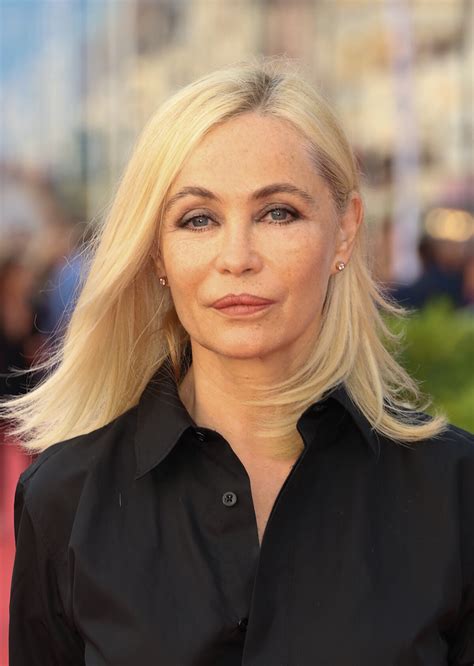 Photo Si Emmanuelle Béart Ne Révèle Pas Explicitement Lidentité De