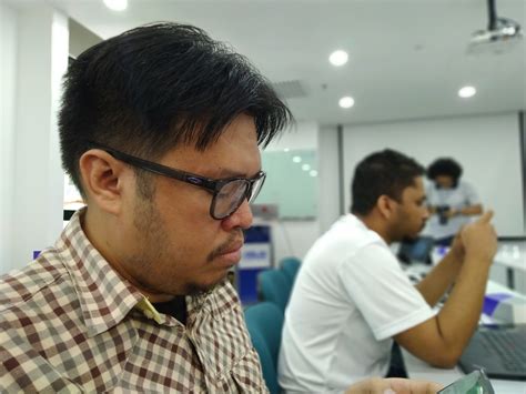 Asus Zenfone Max Pro Make Way For The Usurper Soyacincau