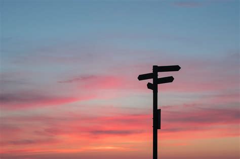 Should We Still Write Software Engineering Blog Posts Rcoding