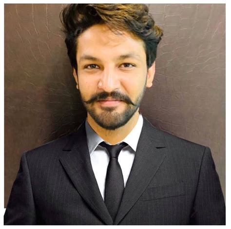 about kapil verma medium