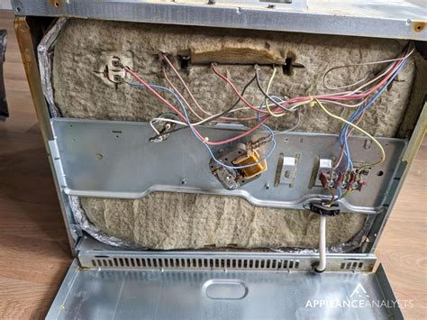 Appliance Experts On Fixing An Oven That Isn T Getting Hot