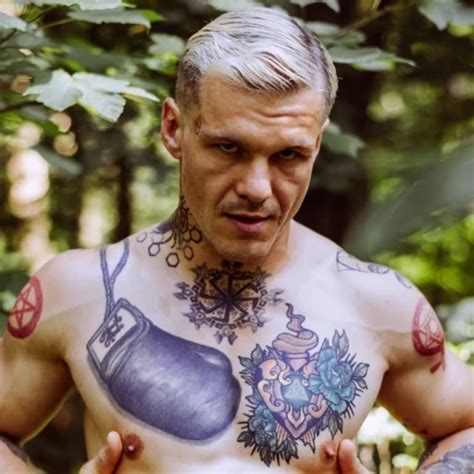 DP Gangbang And Anal Sex With European Babe Chihuahua And 3 Studs Bad Bolodia Jimmy And Raul Bud