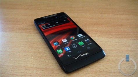 Motorola Droid Razr M Review