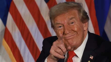 Tim Walz Dusts Off His Criticized Debate Behavior For Final Word On Weird Donald Trump